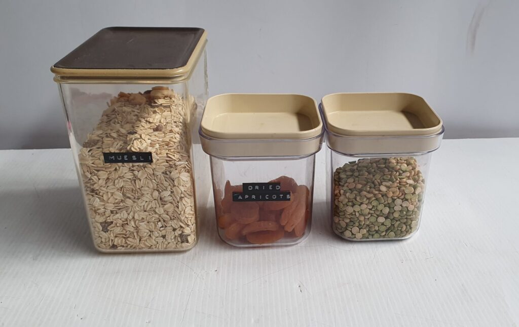Bakelite, Nally Ware, Tupperware & Plastics – Prop-A-Ganda